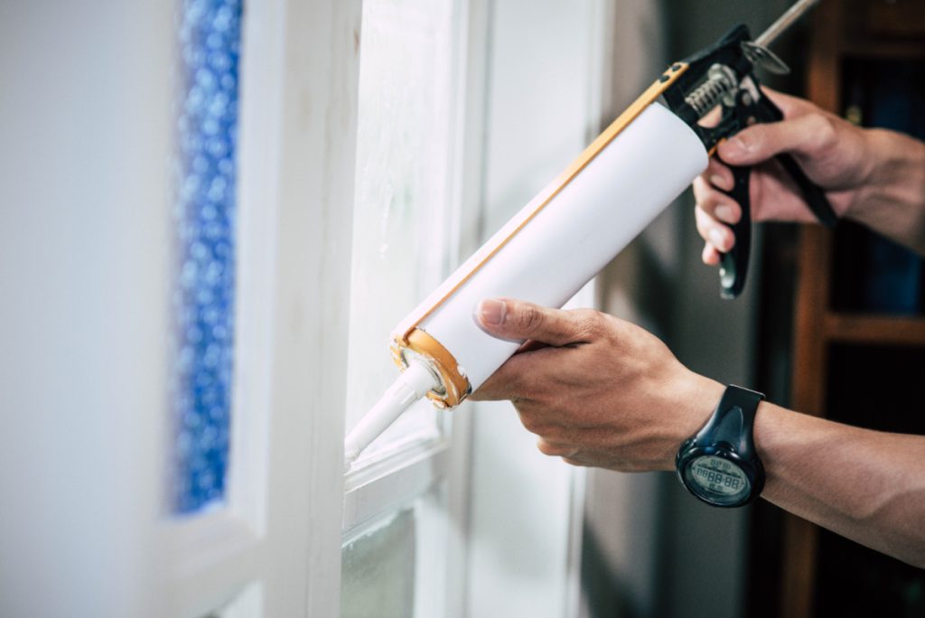 Cómo sellar ventanas: materiales y pasos a seguir - Blog